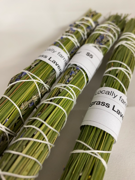 Sweetgrass Herb Bundles (Multiple Options) – The Hermit's Lamp